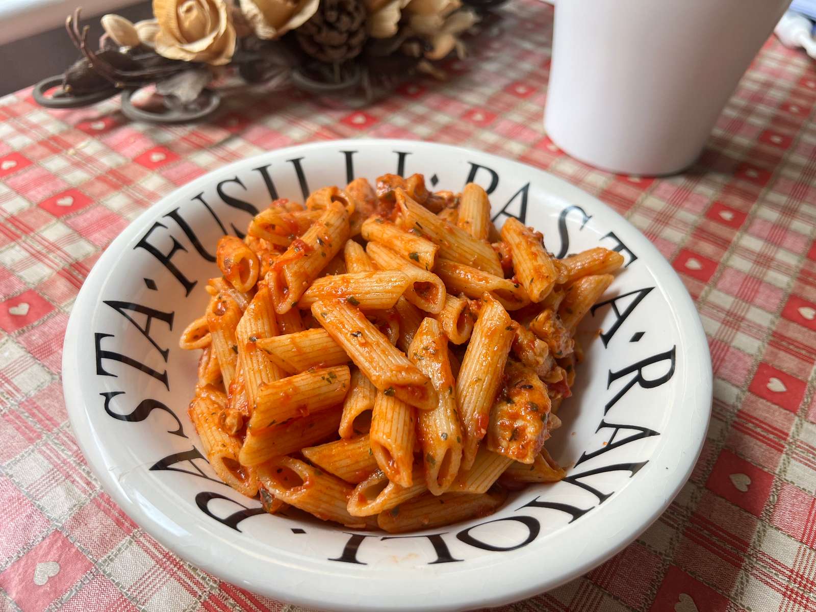 Easy Chicken and Tomato pasta - chris.qa